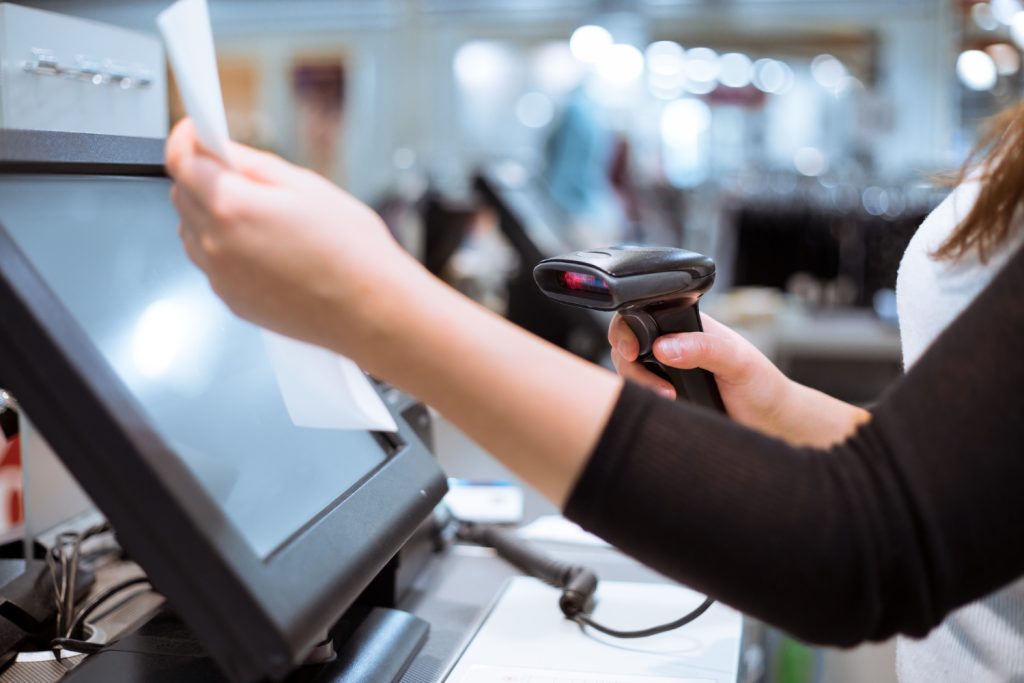 How to implement cash handling procedures for cashiers - Safetell